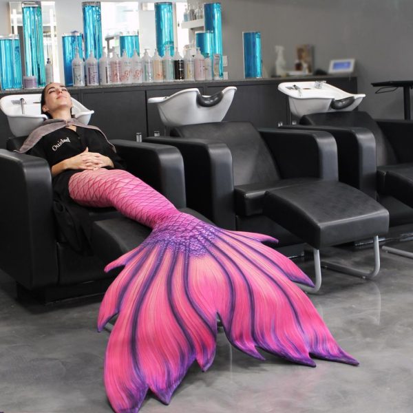 Laid Back – Mermaid Modeling Pose #6 - Mermaid Jules